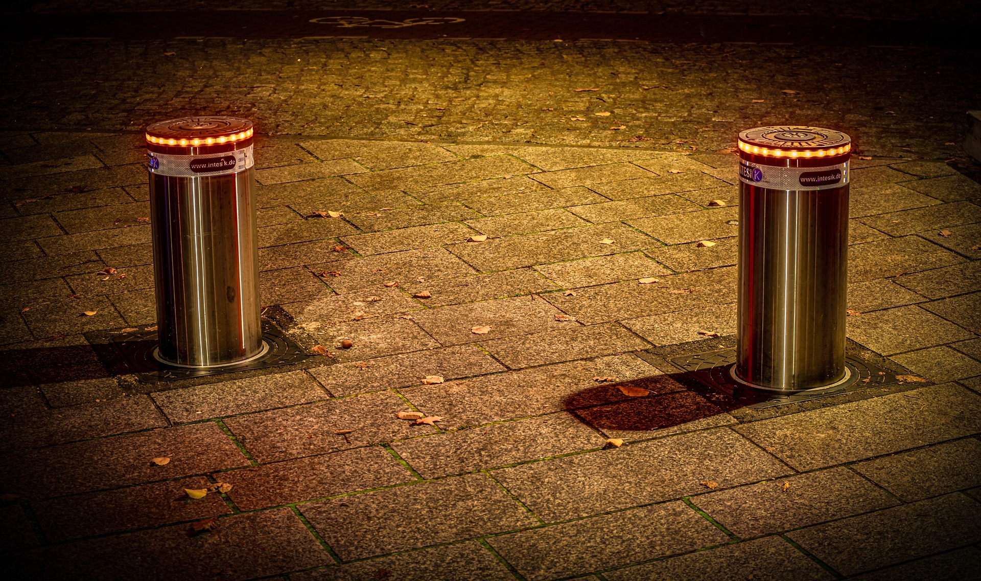 Choosing the Right Bollards for Your Driveway: A Guide | MACs Bollards